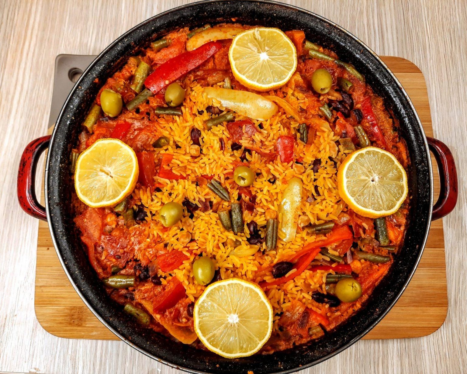 Vegan Paella Recipe: A Colorful and Flavorful Feast